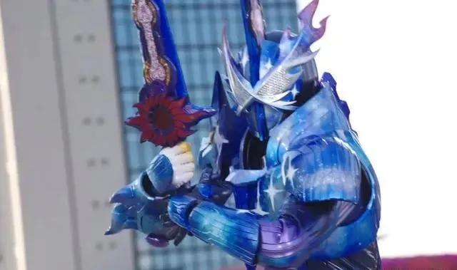 Kamen Rider Revice's final form has been transformed and the ...