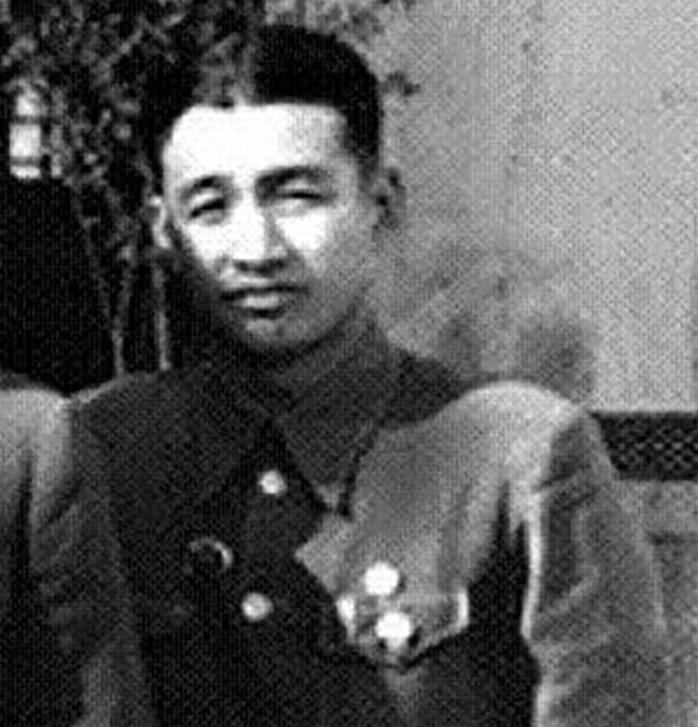 Jiang Huaxiu's Marriage and Love Legend: Girlfriends drink footwashing ...