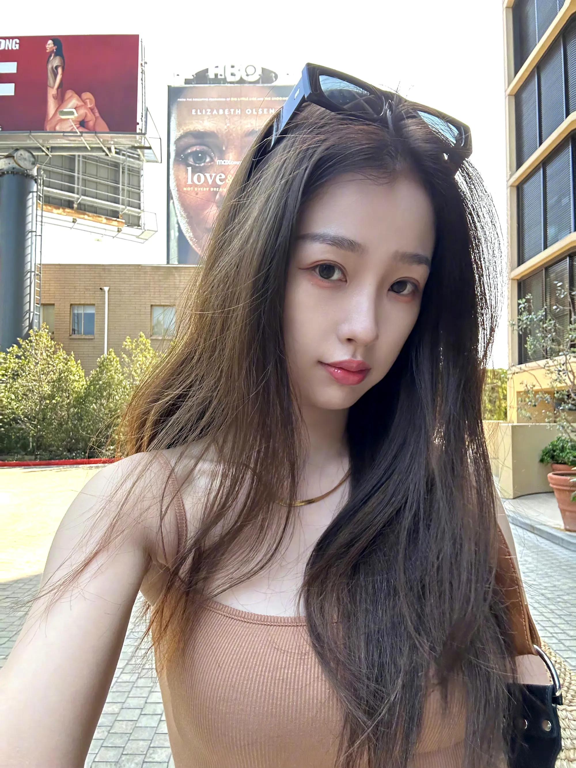 Yu Shuxin's coffee position has risen, and she easily overwhelmed Zhang ...