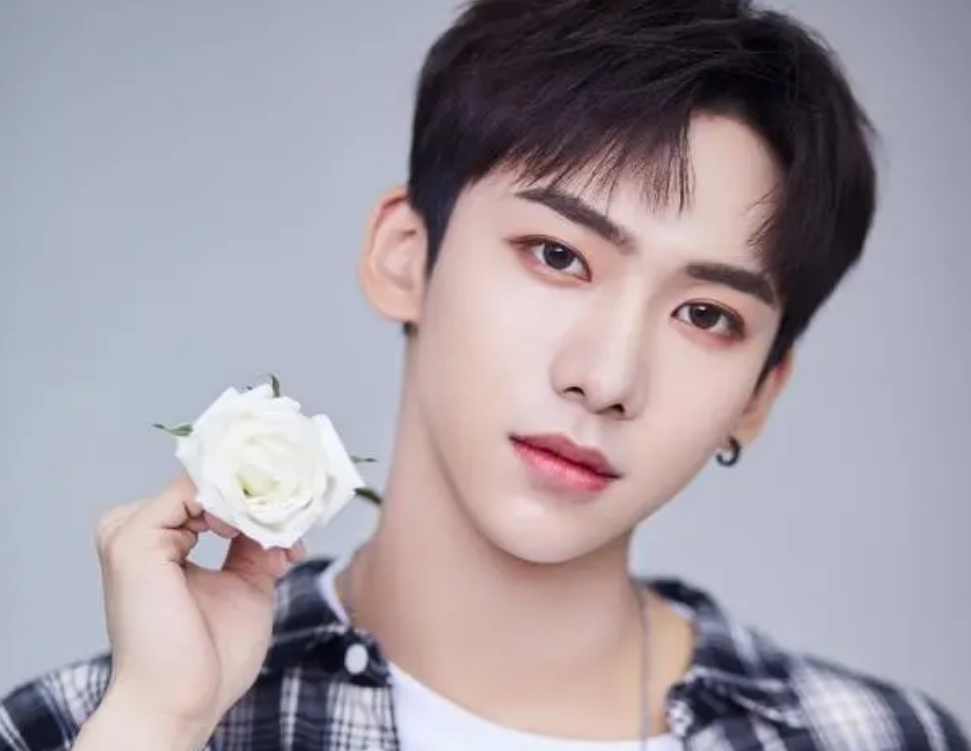 4 male stars who are handsome but lose their favor: Xu Kaicheng, Ding Zeren, Deng Zeming, Chen ...