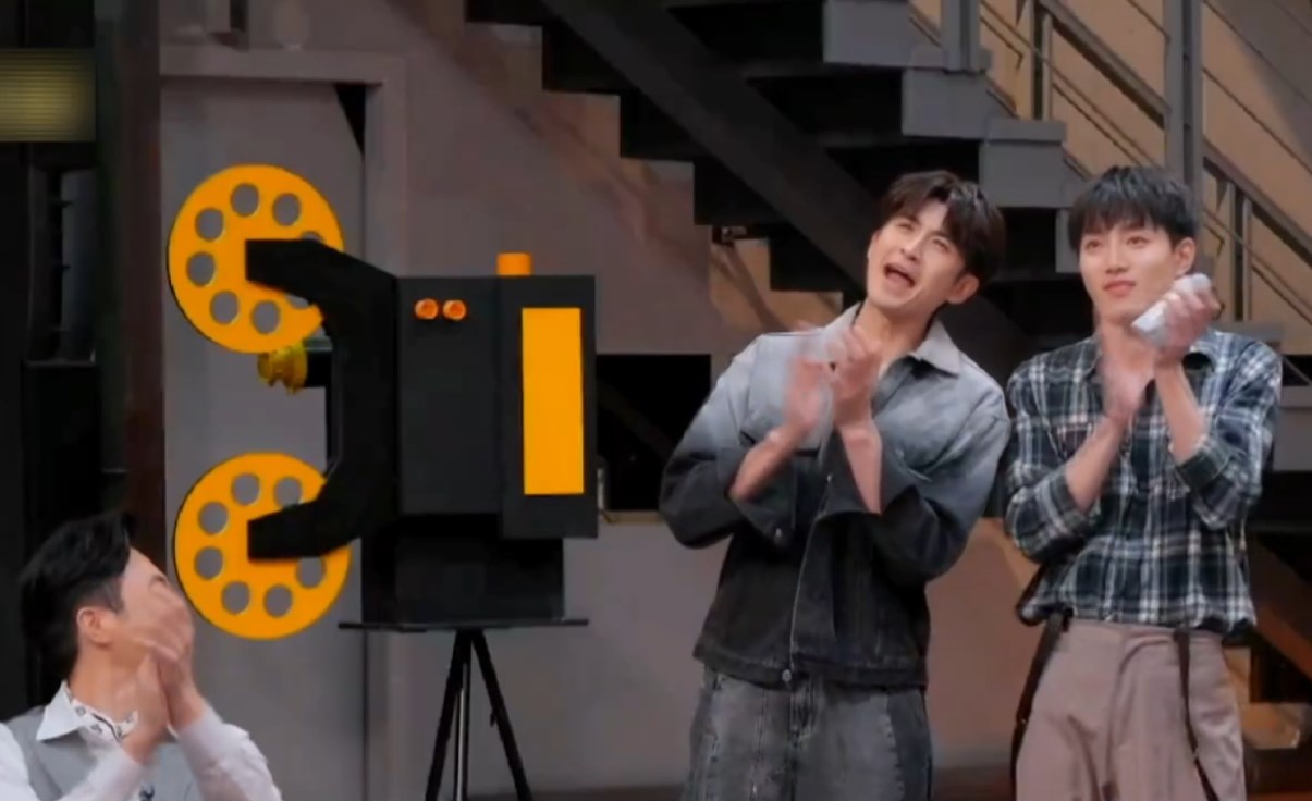 Zhang Yunlong became a "measuring instrument" for male stars' height, Chen Ruoxuan was slightly ...