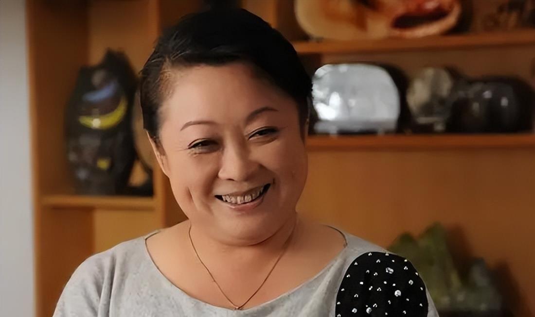 "Family with Children" Zhang Haiyan raised a 20-year-old male model ...