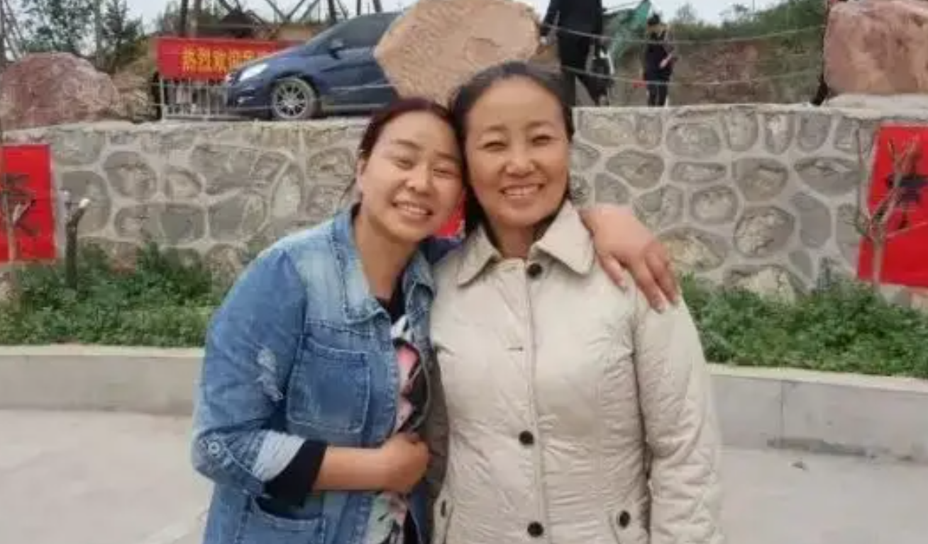 Li Lijuan, who adopted 118 orphans, is a loving mother on the bright ...