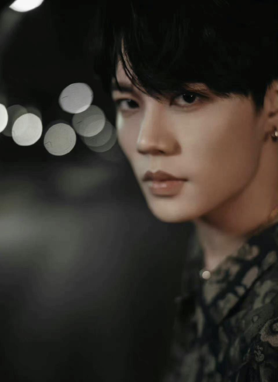 Little Gossip, Lin Yanjun, Wang Xinling, Guli Nazha - iMedia