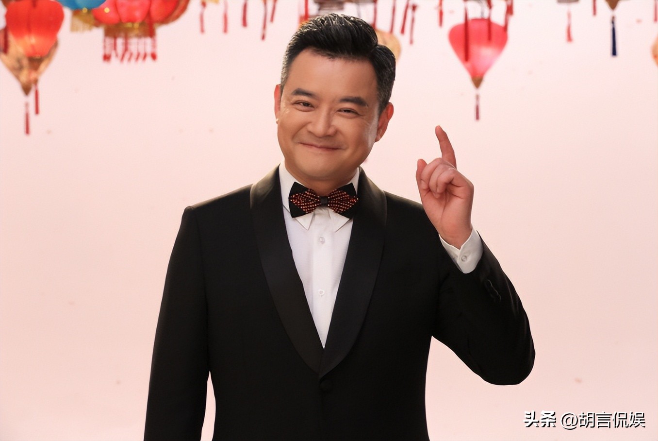 The well-known host of CCTV left CCTV to go to the United States at the ...