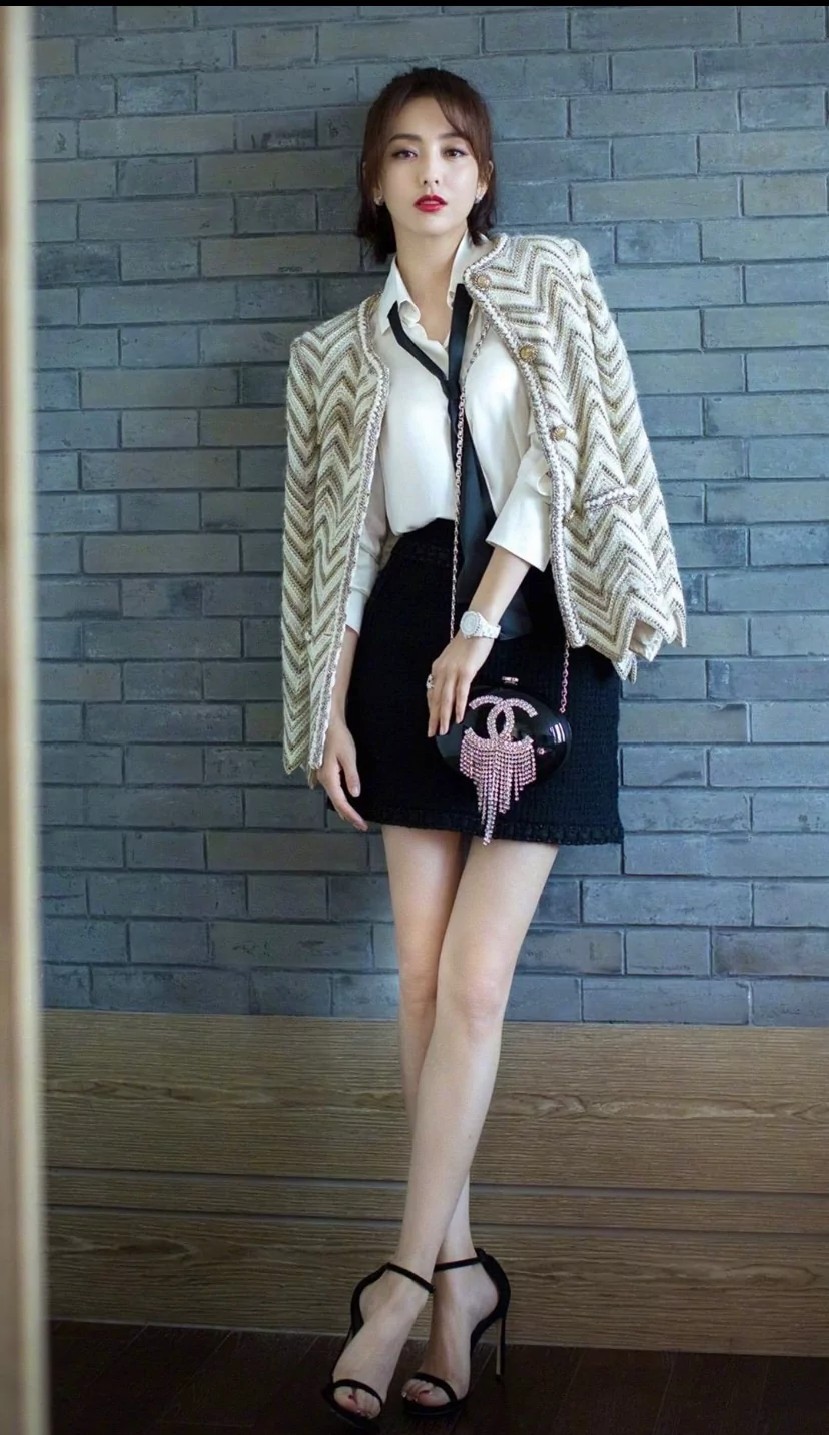 The most beautiful Zhao Feiyan-Long-legged beauty Tong Liya - iMedia