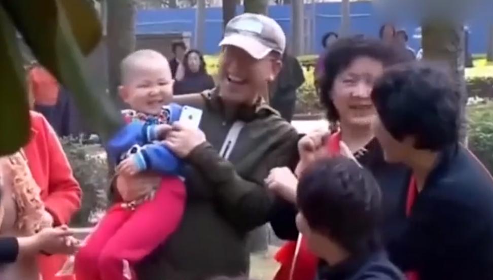 Well-known child star Zhang Junhao: After becoming popular, he became a ...