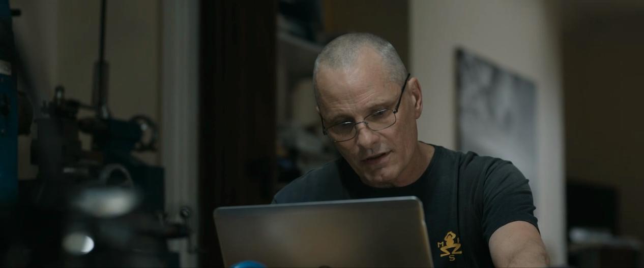 '13 Lives': 149 minutes, a thrilling real rescue that takes your breath ...