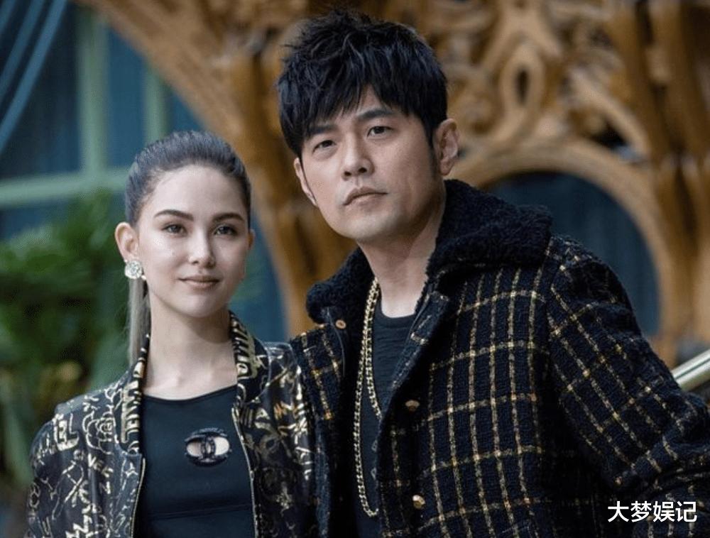 Kunling released the family portrait of "Family of 5"! Married to Jay ...