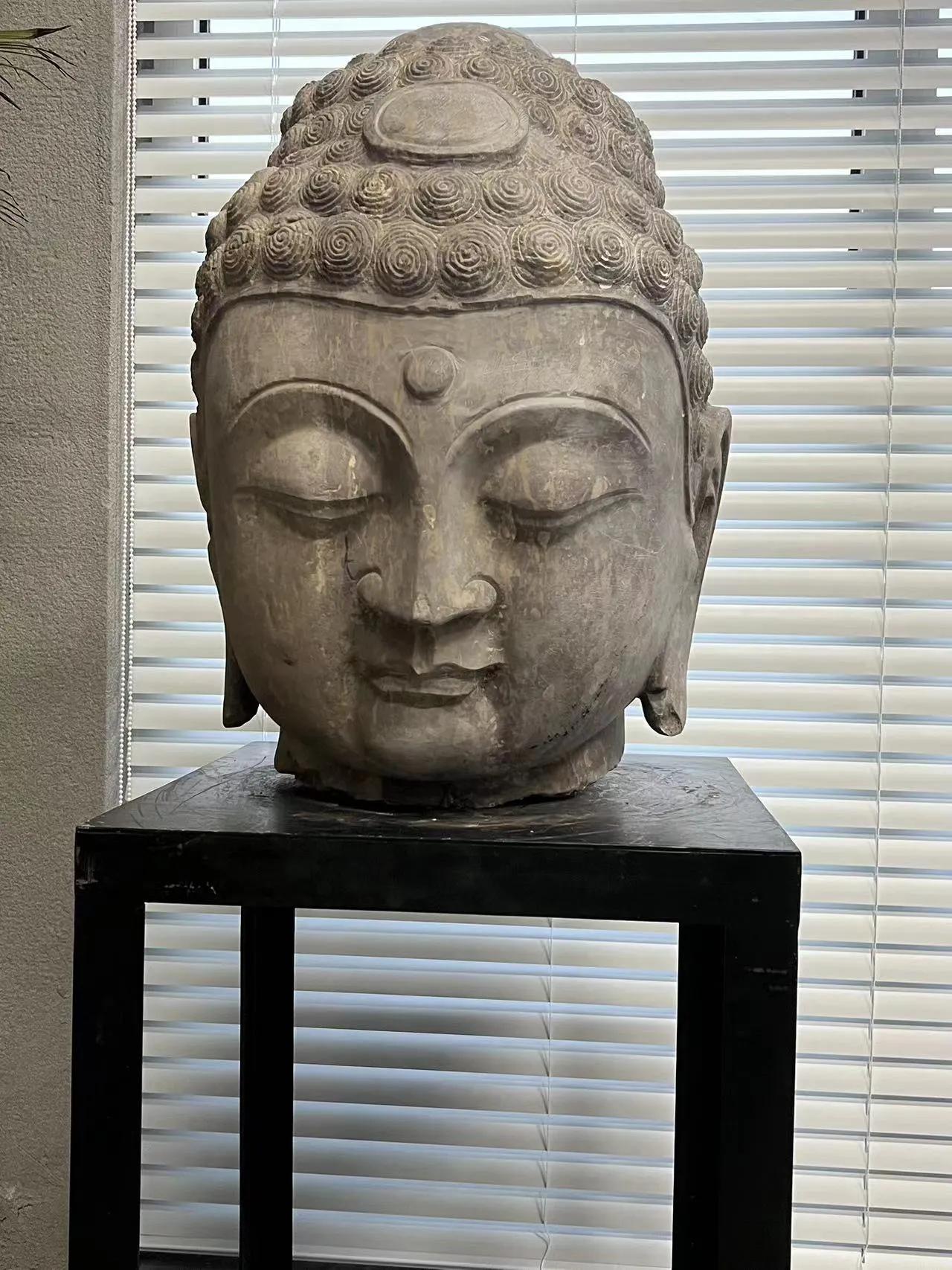 [Majestic Precious Face·Buddha Head]This Buddha statue has a kind and ...