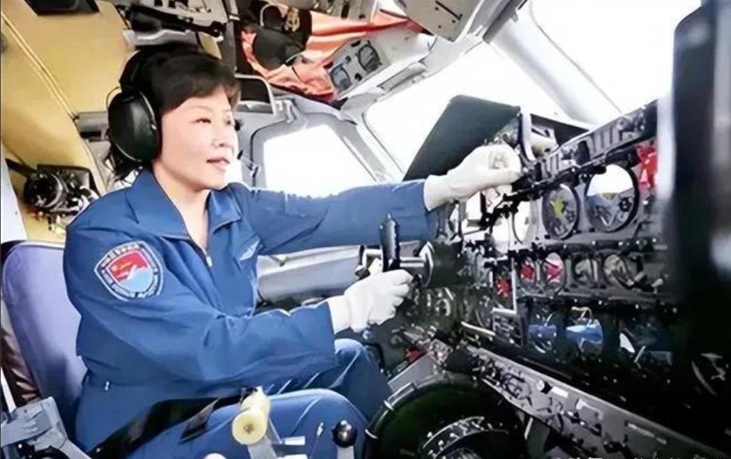 Cheng Xiaojian: The female leader of the military parade for the 70th ...