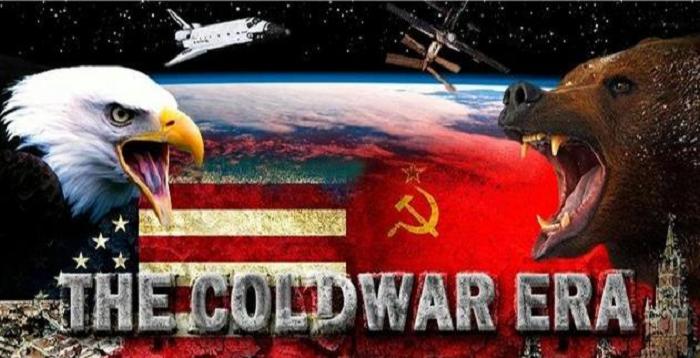 The development of the Cold War between the United States and the ...