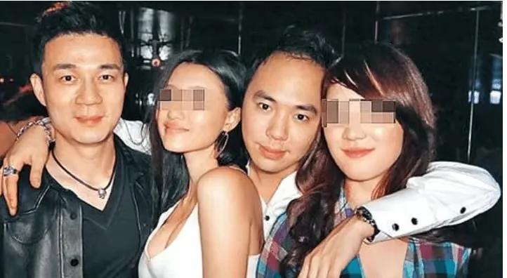 Betrayed his stepmother and destroyed more than 60 female artists. Did ...