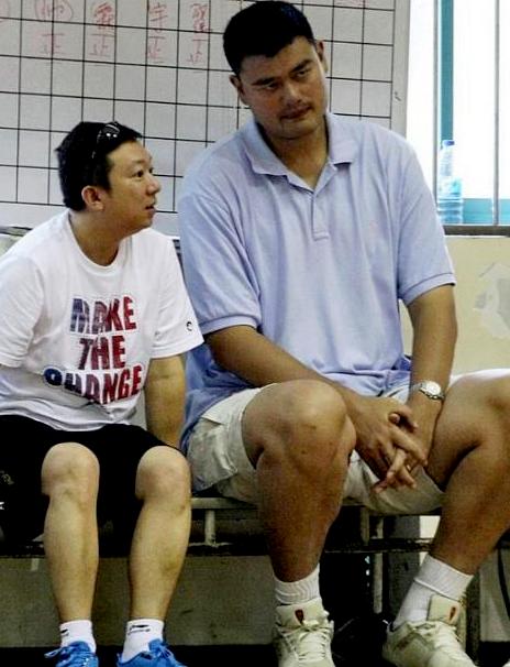 How unreal are Yao Ming's muscles?6-pack abs, conspicuous unicorn arm ...
