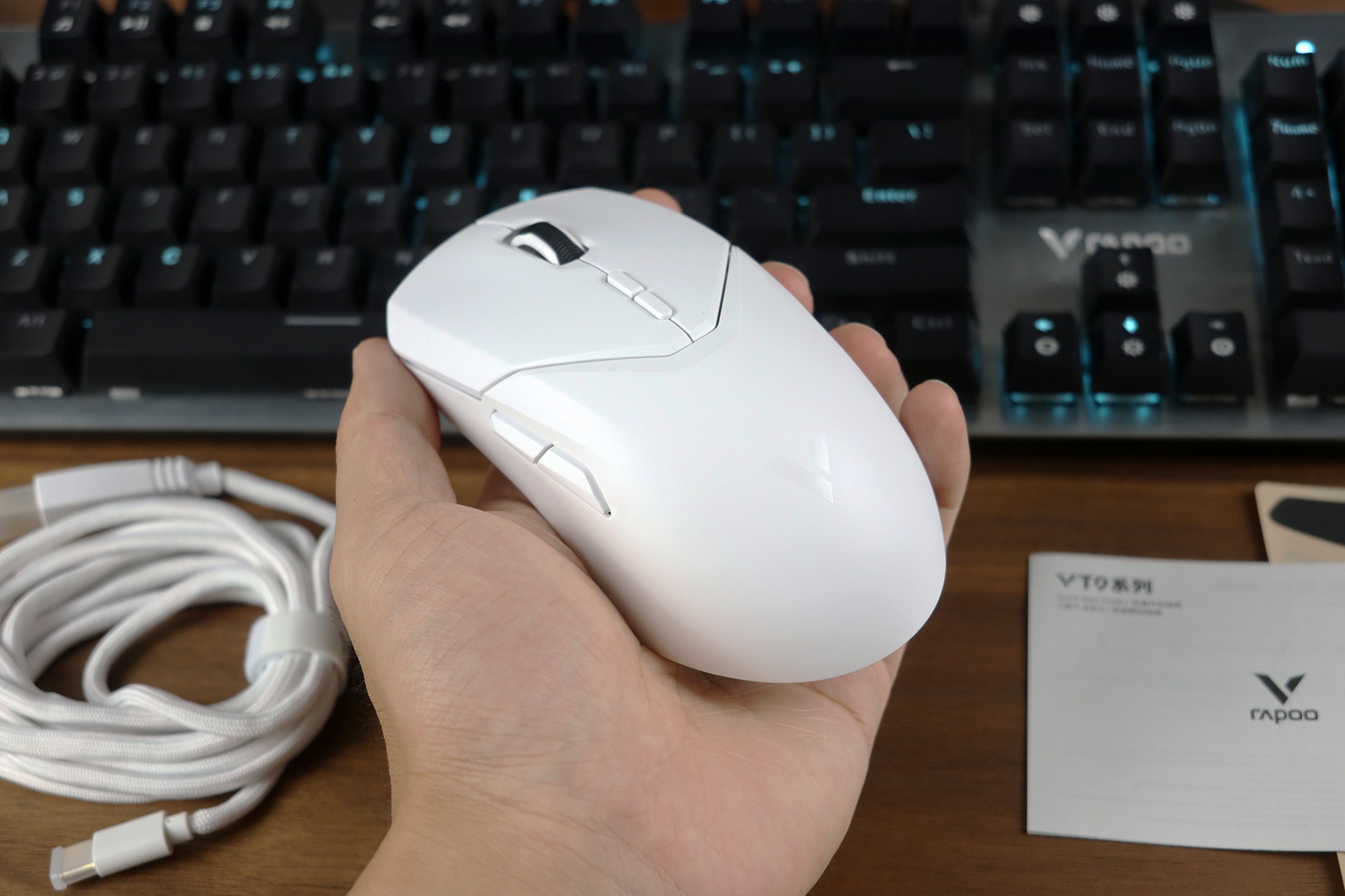 Excellent performance & comfortable grip - Rapoo VT9PRO wireless competitive gaming mouse ...