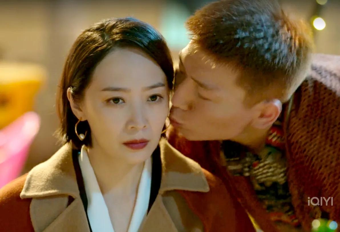 The scene in "The Knockout" where Mileage was molested by Li Hongwei was filming the director's ...