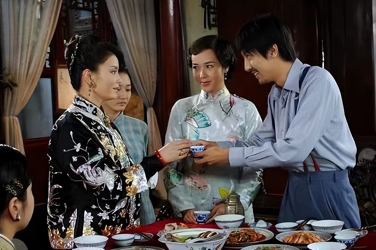 Weird Zhang Luyi: He has been playing tricks for 18 years. He doesn't ...