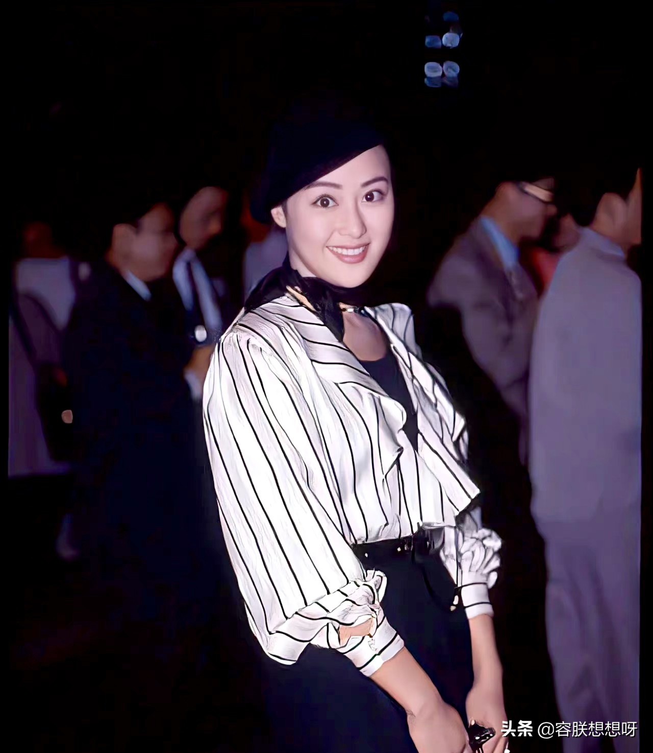 Zhang Xiaohui, the rich and noble flower in the world, has given her a ...