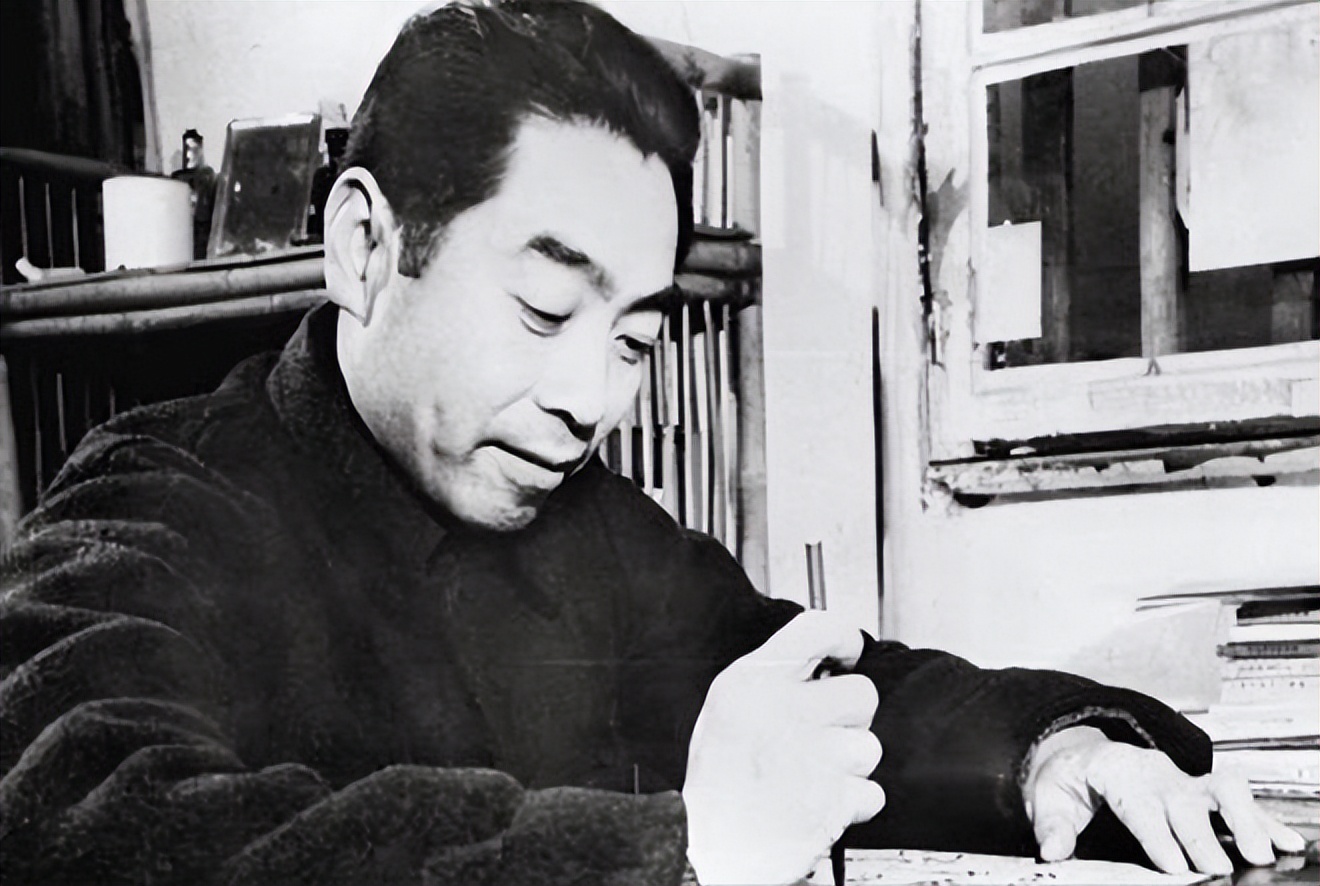 The most classic photo of Premier Zhou: The reporter deceived the guard ...