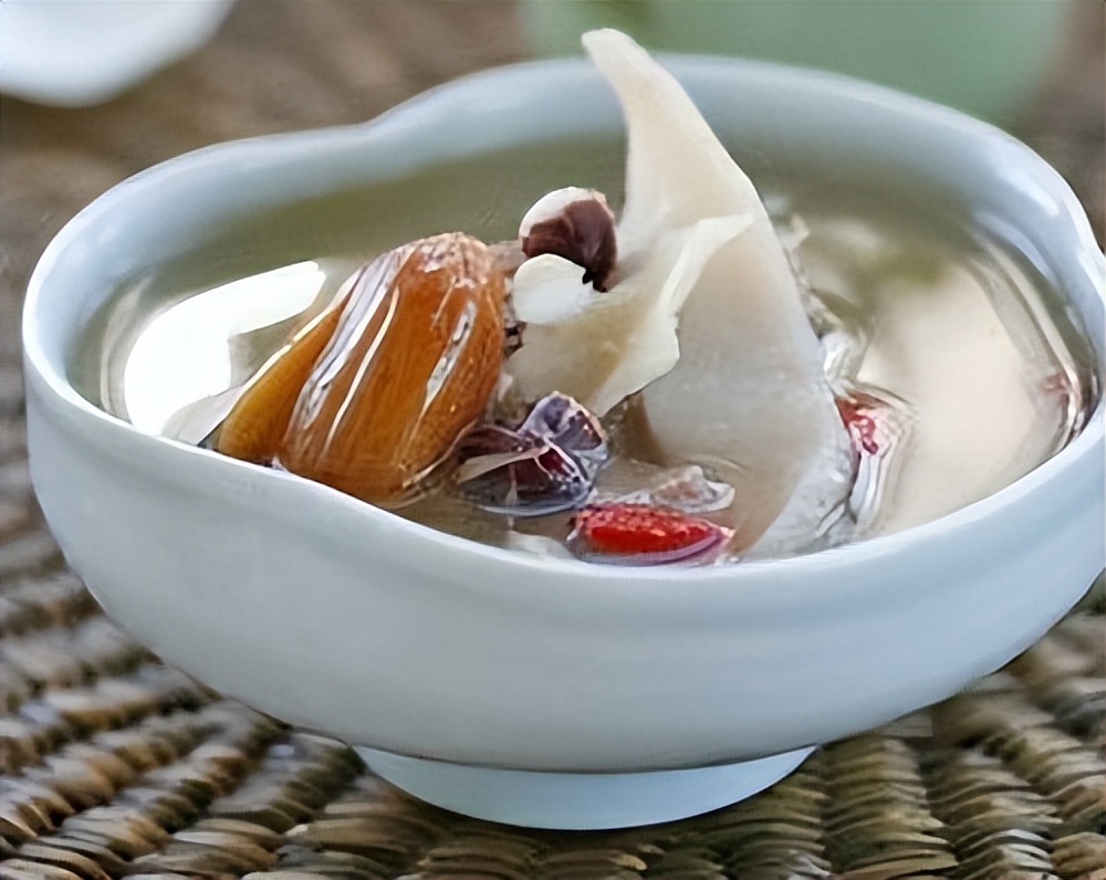 16 kinds of health nourishing food therapy soup practice - iNEWS