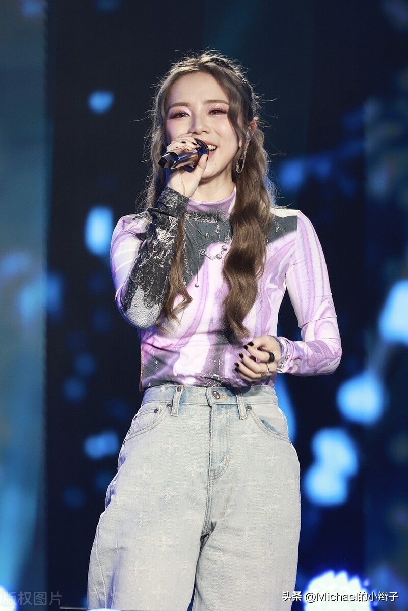 Which Chinese singers have perfect knowledge of music theory? Is Jay ...