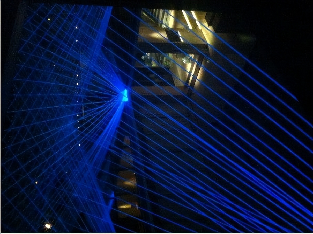 Uncover the light of sunlight and optical fiber into lighting, leading the pioneering road of ...