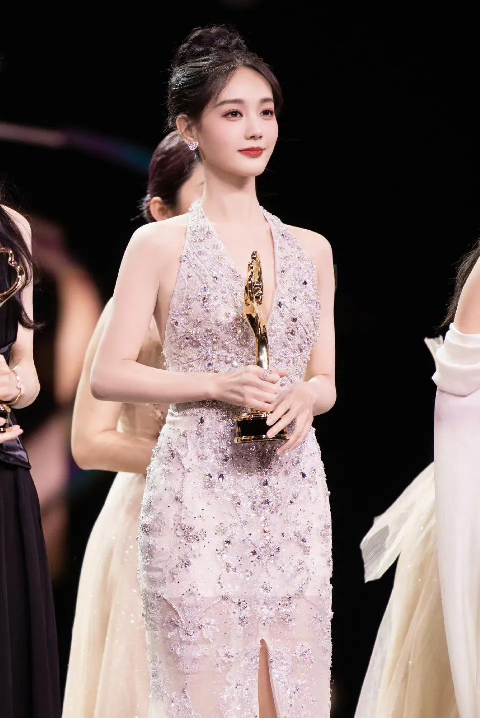 3.26 Atlas Zhang Zining Li Yitong Ouyang Nana Xu Kai Wanxi Yu Shuxin Lu ...