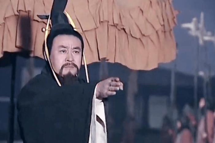 At the banquet, Wu Wang Helu gave his daughter a piece of fish. Why did ...