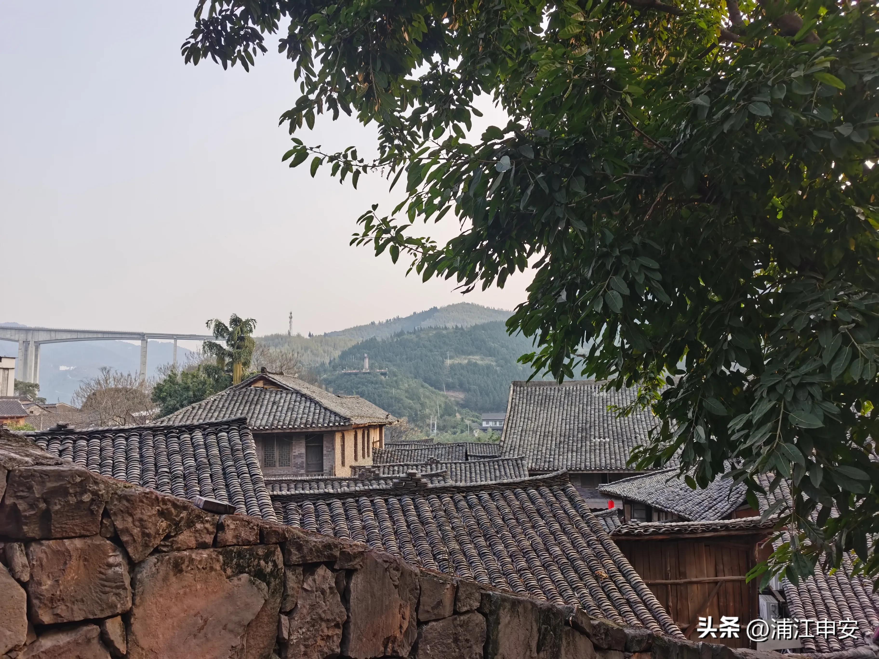 Tranquil and unsophisticated Tucheng Old Street Xishui Walk in Qianbei ...