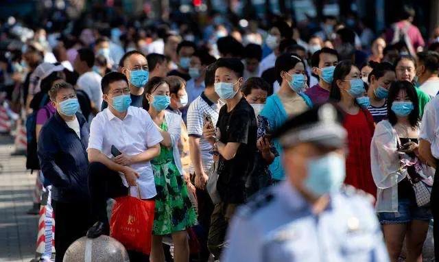 Who invented the mask? - iNEWS