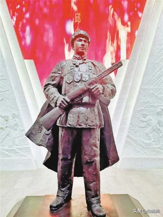 Wang Yueqiang/Qiu Shaoyun, a name covered in flames - iNEWS