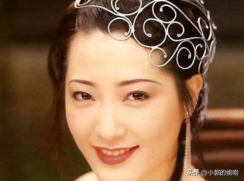 Yang Simin: From a smash hit to selling ramen - iMedia