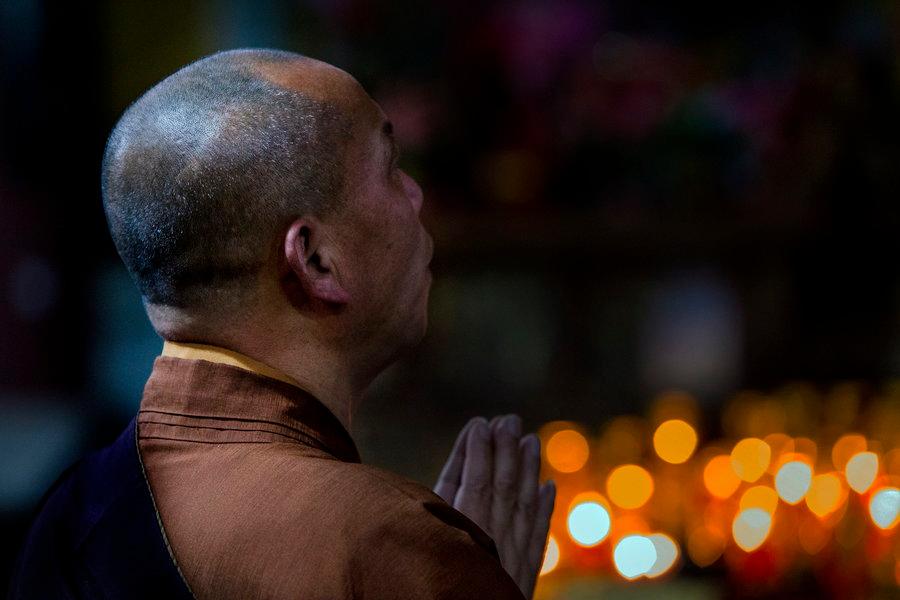 Little Monk Yichen: Why are you unhappy? Because I have an end in my ...