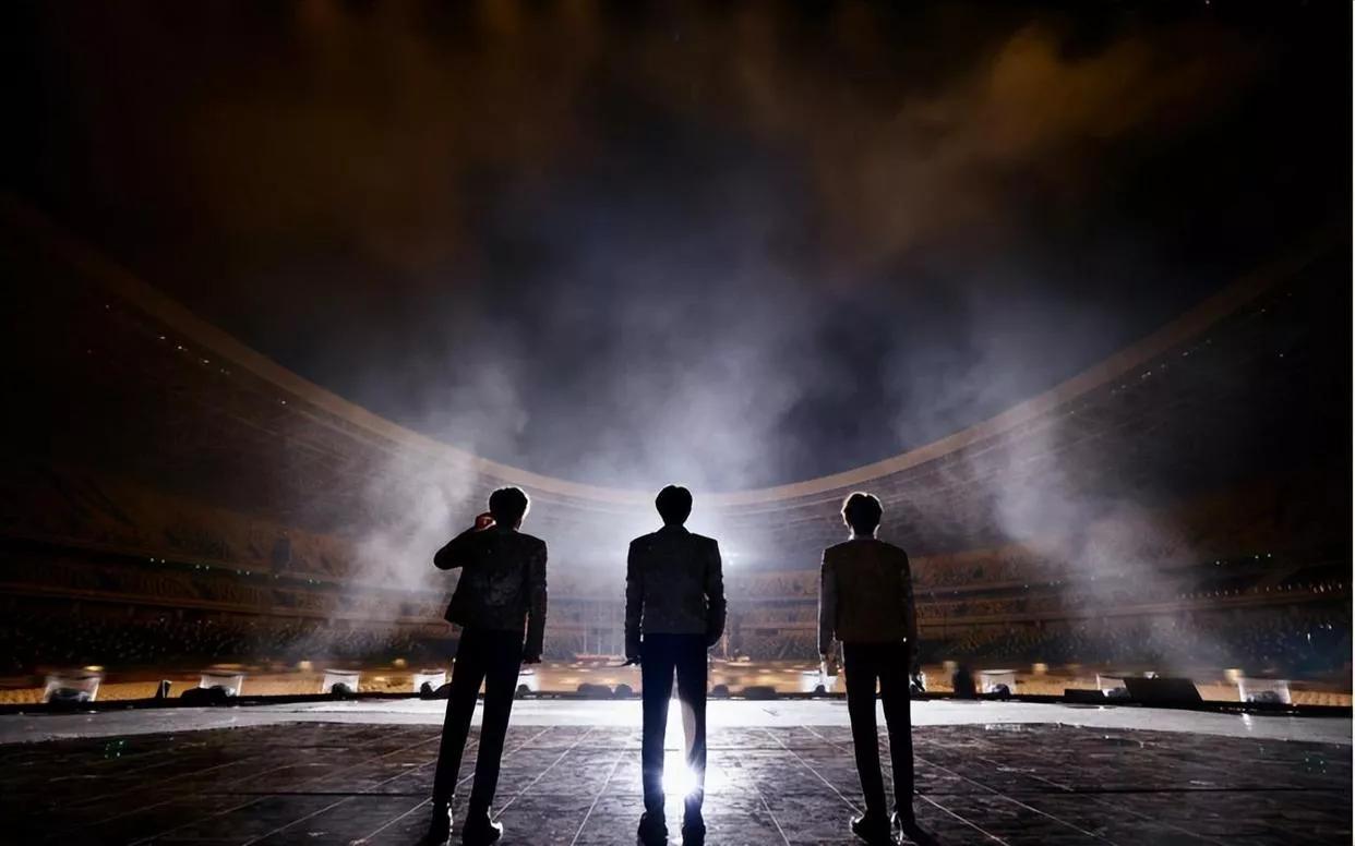 Looking at the problem of star chasing from the TFBOYS concert: chasing ...