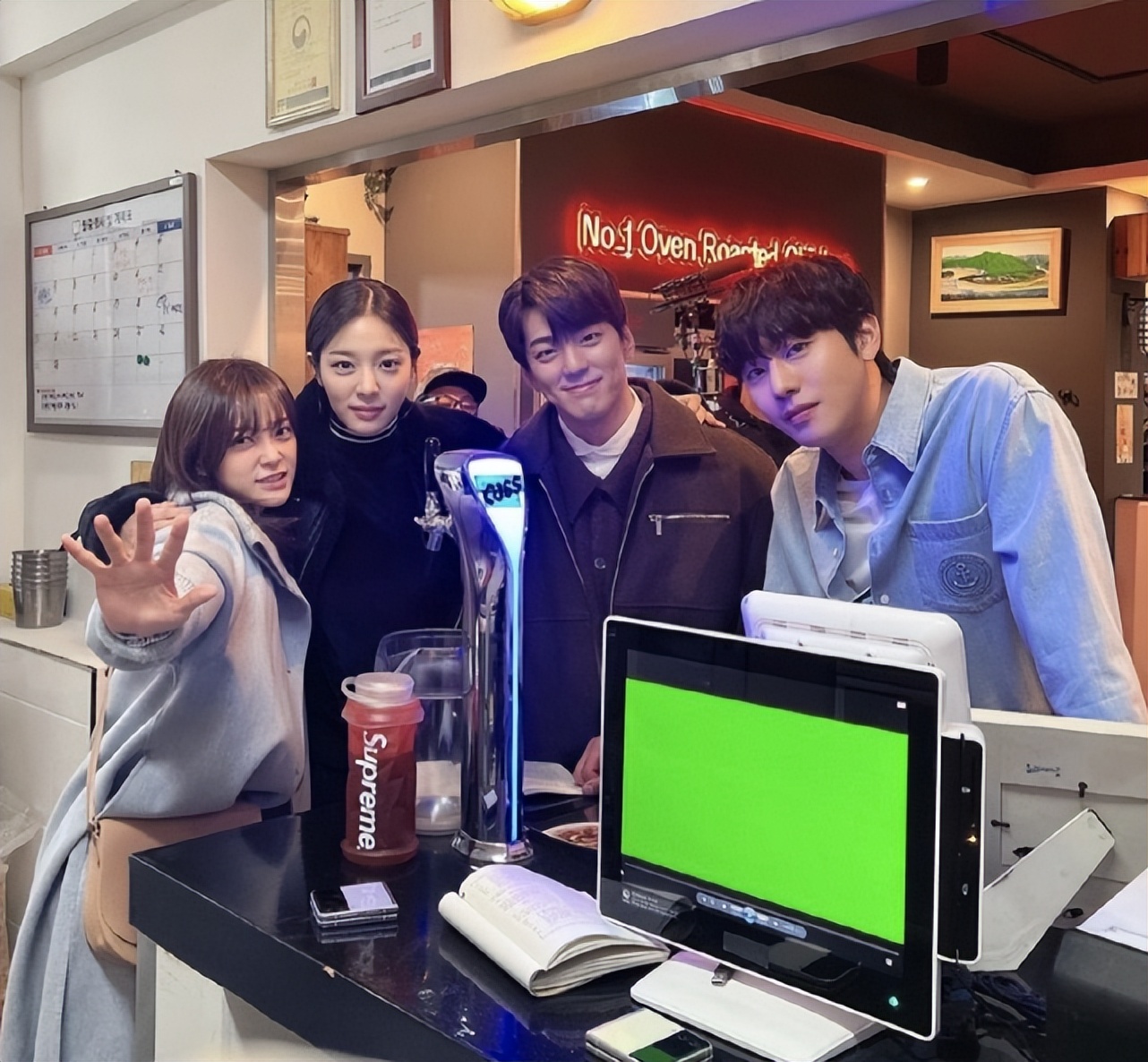 The overbearing president Gao Tian fell in love with my TV series ...