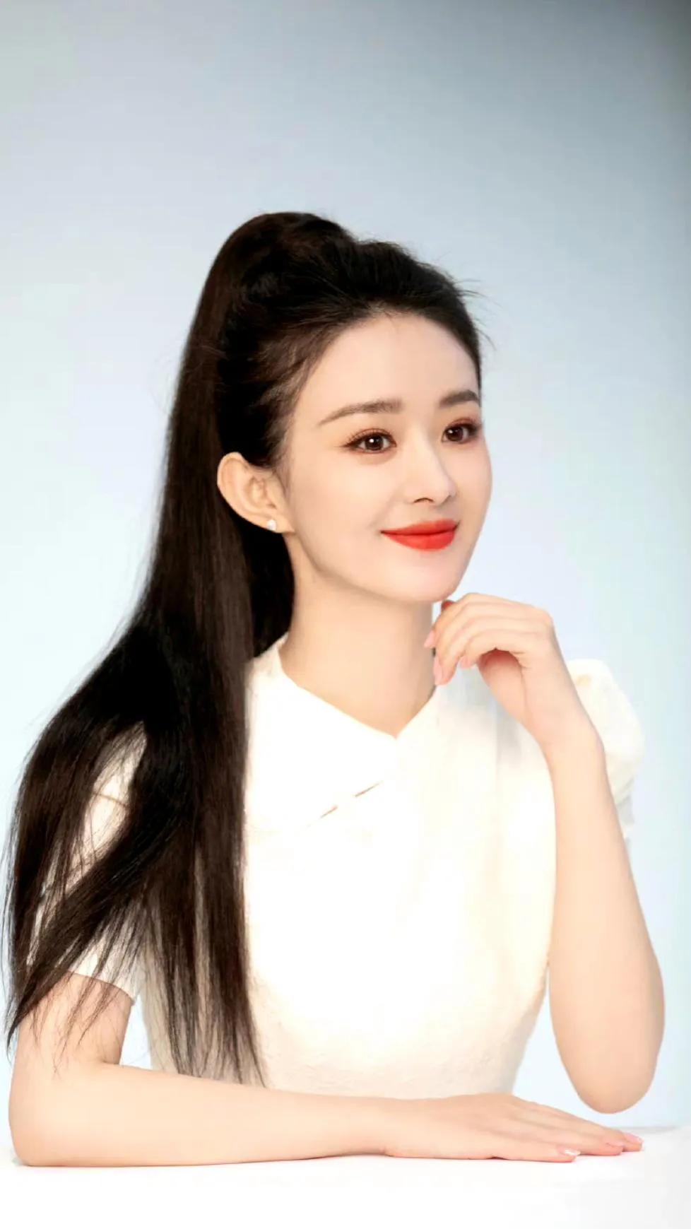 85-year-old Liuhua sister Zhao Liying recreates the high ponytail look ...