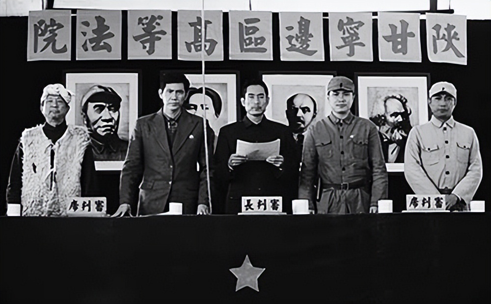 Why do Mao Zedong and Chiang Kai-shek have different ways of dealing ...