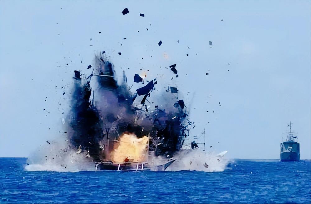 Once a war breaks out, how difficult is it to sink an American aircraft carrier? Nimitz-class ...