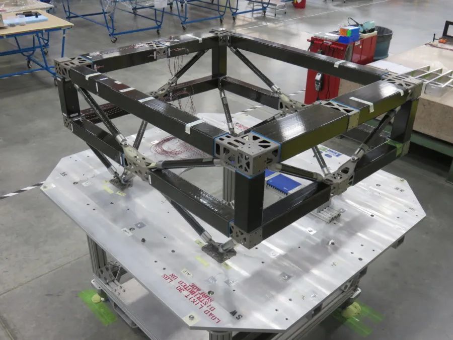 (Boeing): Additive manufacturing enters the satellite production line ...