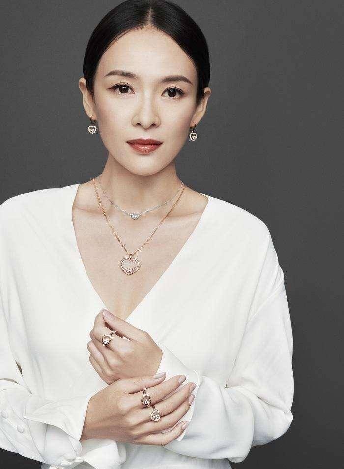 Sandra Ng was mistaken for Zhang Ziyi by foreign media and praised her ...