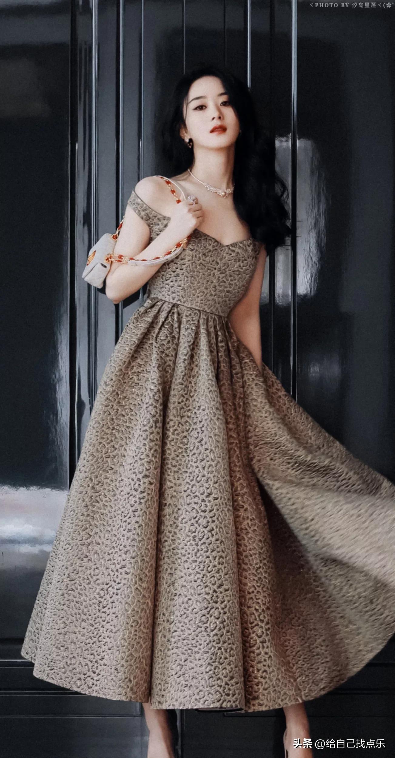 Looking forward to a more dazzling "little bone" Zhao Liying - iNEWS