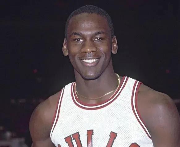 NBA Legends Series - Michael Jordan - iNEWS