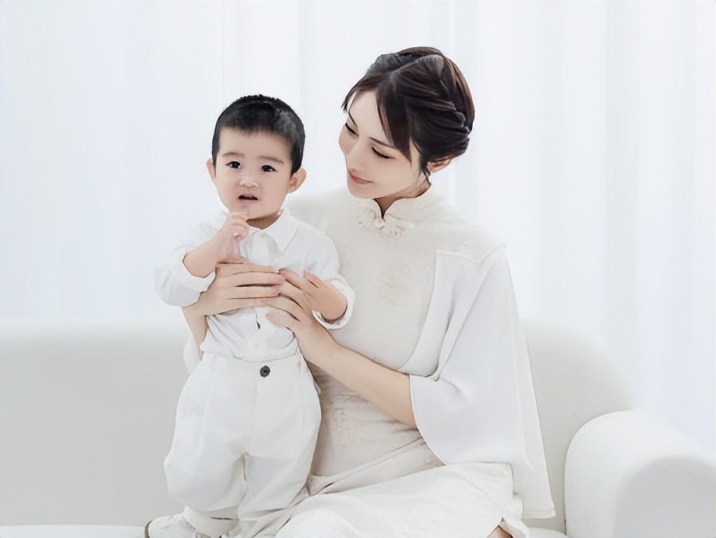 Actor Li Zifeng officially announced his divorce! It was revealed that ...