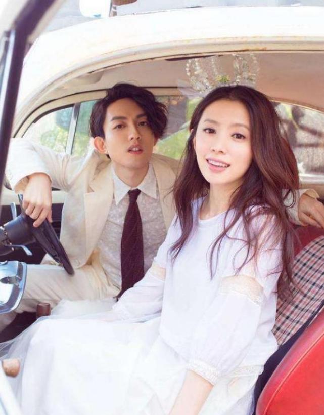 Lin Youjia posted a photo of a family of four, the whole family was ...