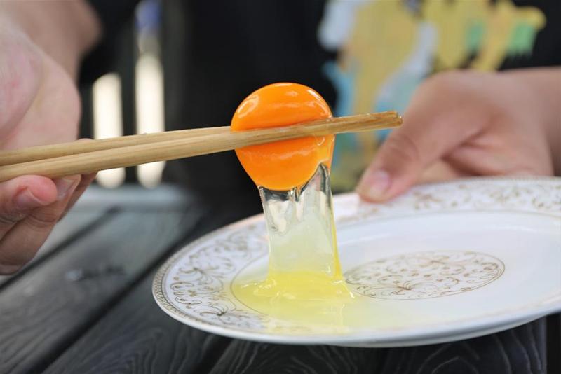 Beijing oil eggs are different and of extraordinary quality. Have you ...