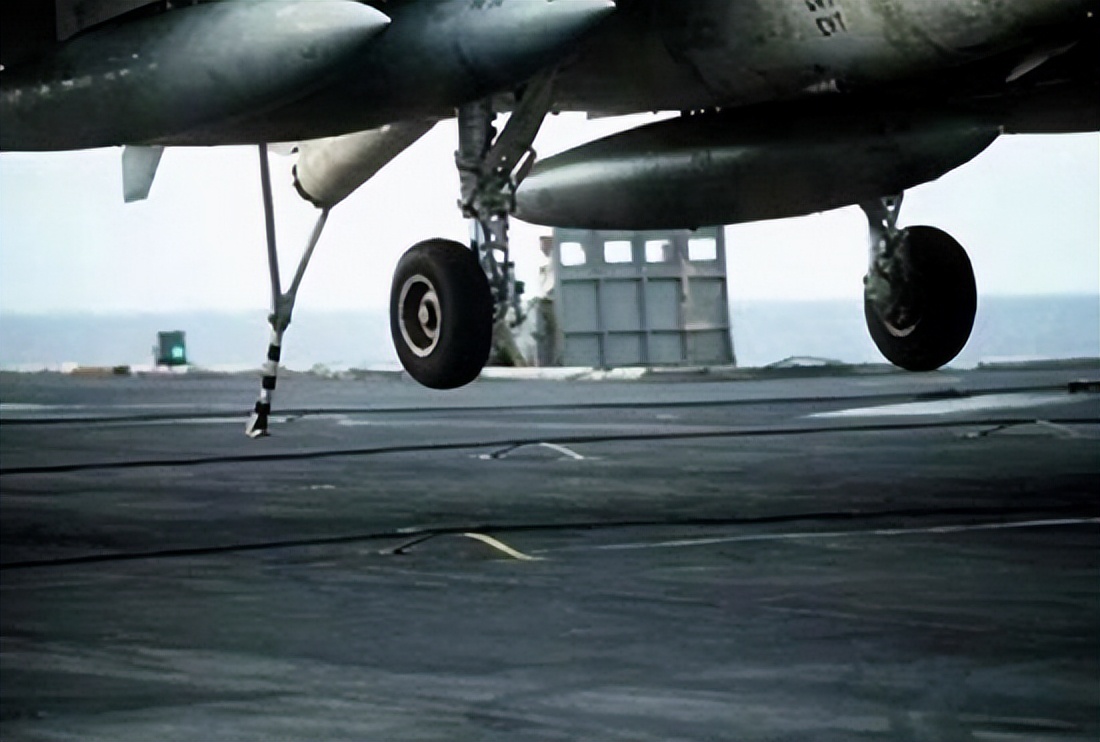 A rope is 10 million, how difficult is it to make an aircraft carrier ...