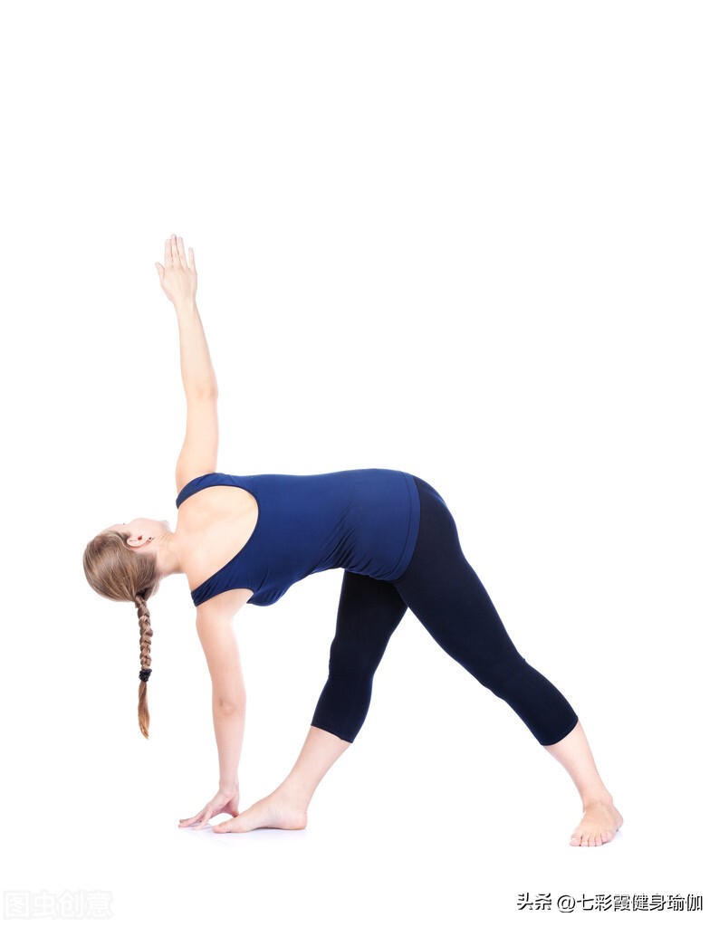 Practice the triangle twisting pose, first control the pelvis on both ...