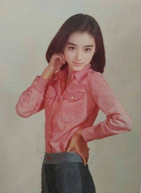 30 rare old photos of celebrities: the last queen of Vietnam, Ni Ping ...