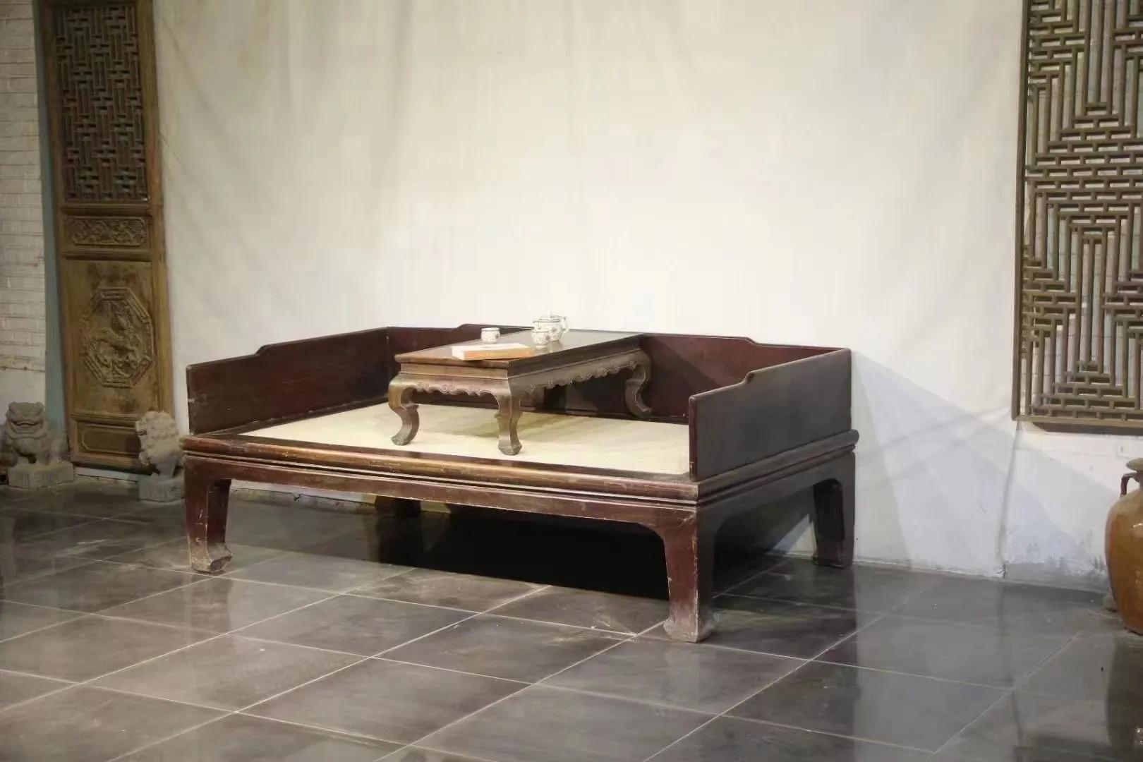 Arhat bed with tea table - iNEWS