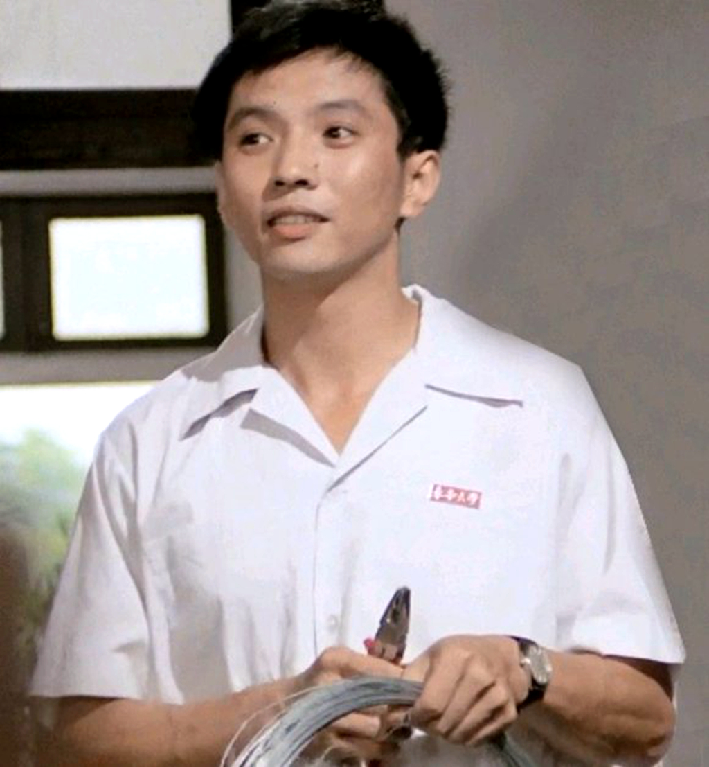 A recent photo of Shanghai actor Tan Zengwei was exposed, and he was in ...